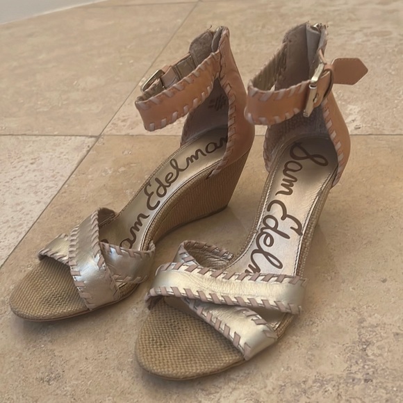 Sam Edelman | Shoes | Sam Edelman Gold Raffia Silvia Wedge Sandals Size ...